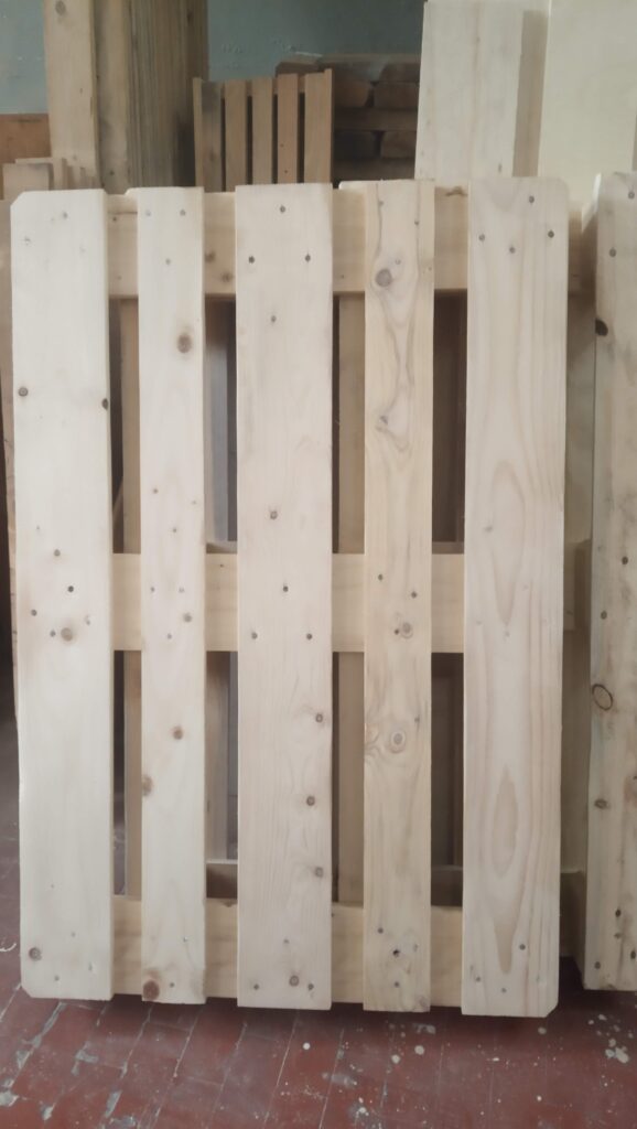 Pallet de madeira - Makes Pallets